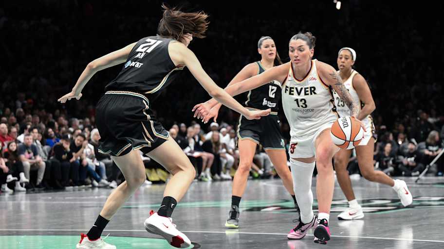 Stephanie White provides uncertain injury update on Fever rookie ...