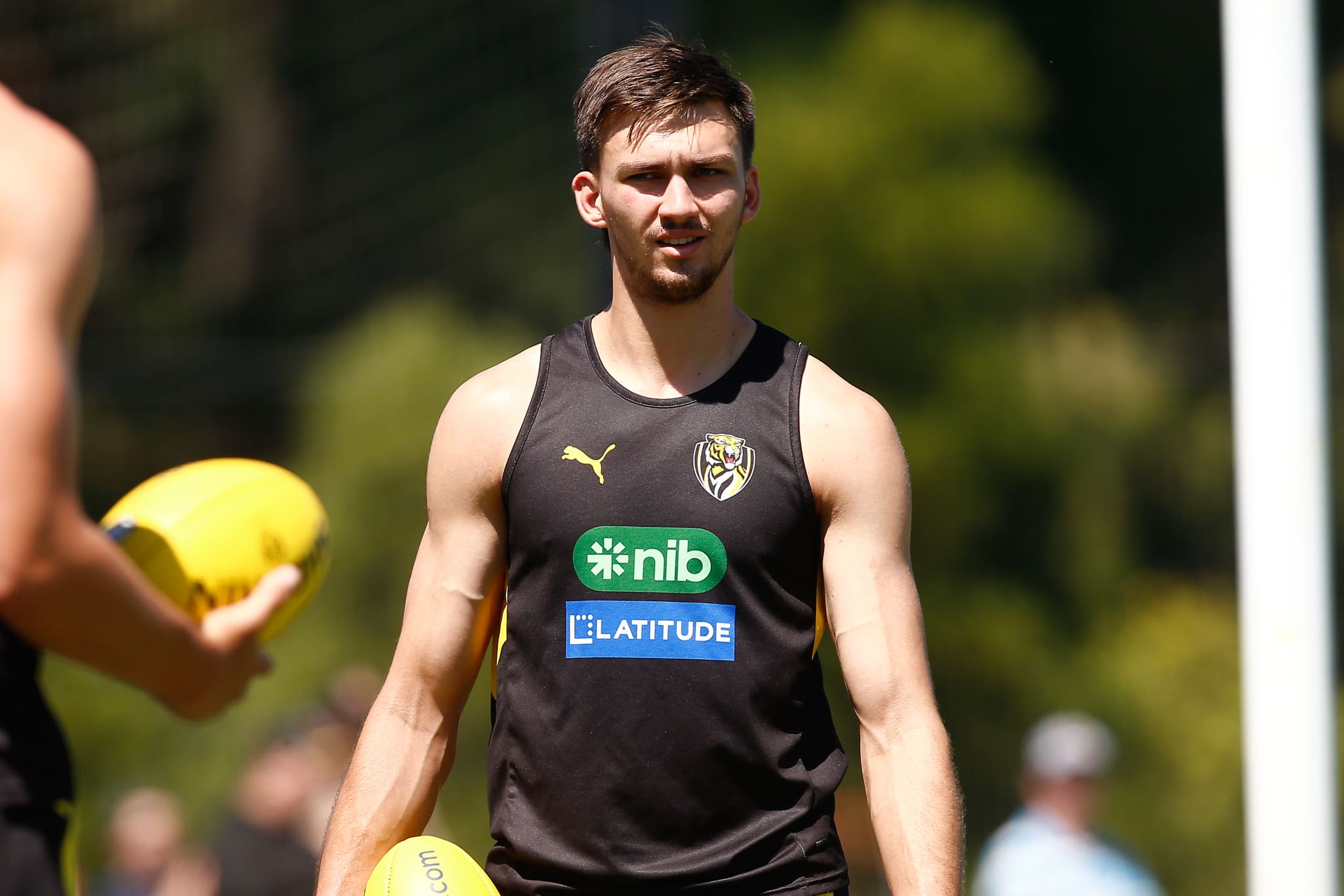 Luckless Richmond defender out for season