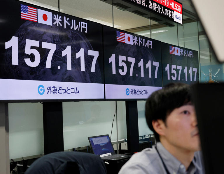 Japanese yen stronger after possible intervention