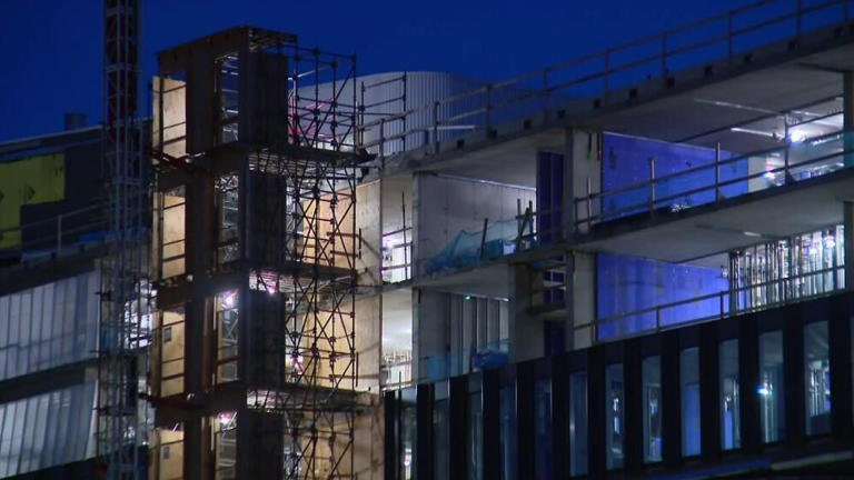 Worker dies in fall from roof of construction site at Northwestern ...
