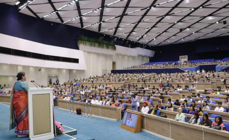 The all-new Hansraj College. Cows, Gayatri mantra, BJP videos, FIRs ...