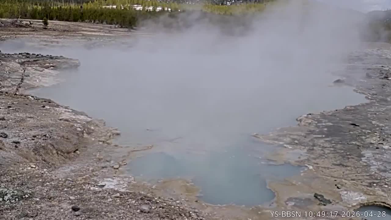 CCTV captures hot spring eruption at Yellowstone National Park
