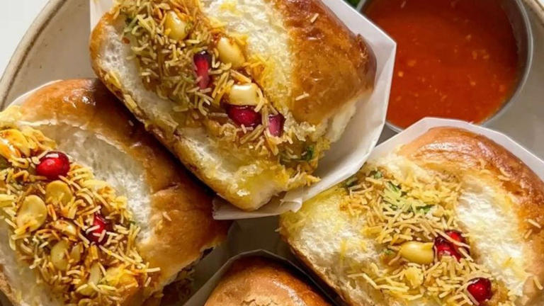How to make authentic Gujarati-style dabeli at home