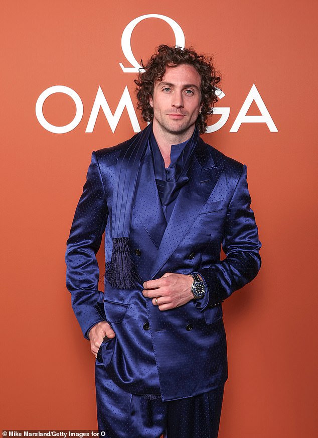 Aaron Taylor-Johnson continues to fuel 007 rumours as he sports Bond's ...