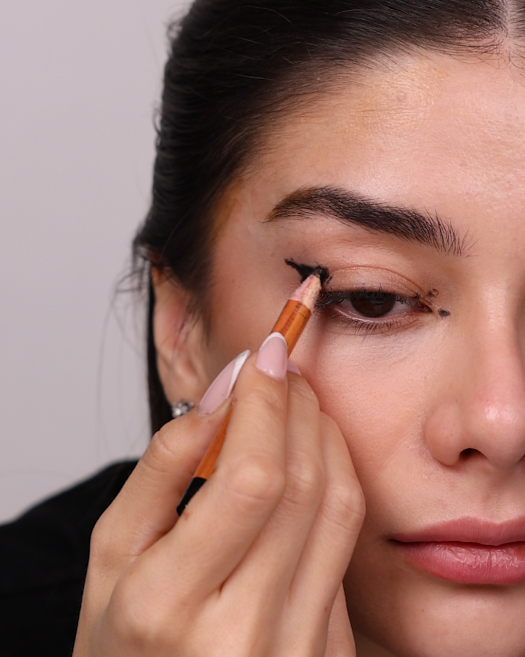Creatieve eyeliner truc voor een opvallende look