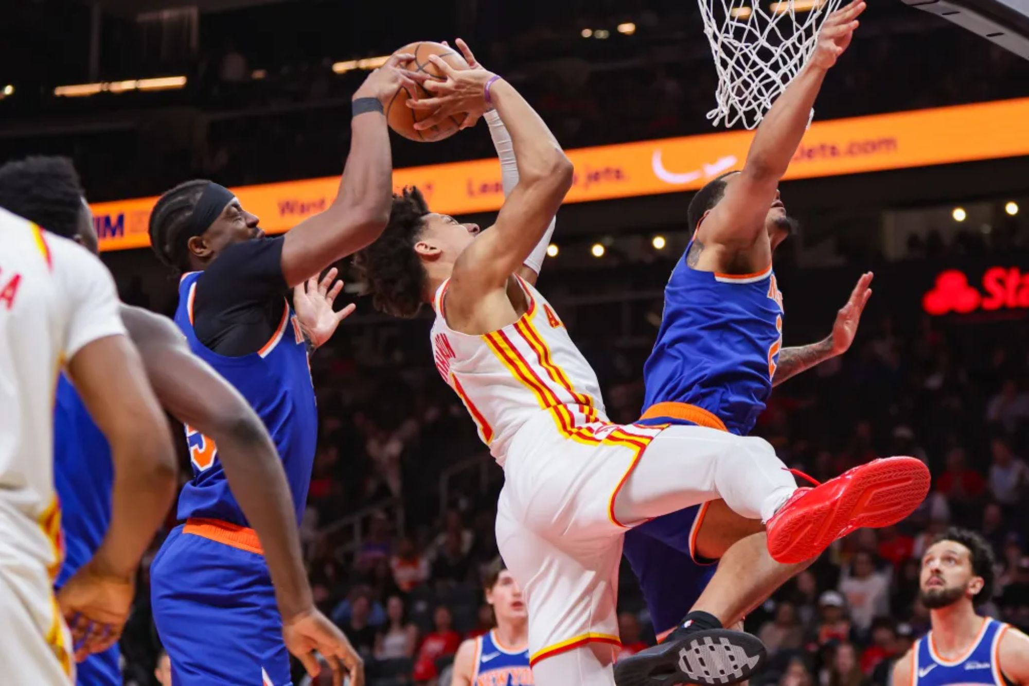 Knicks defense put on clinic in Game 6 destruction of Hawks