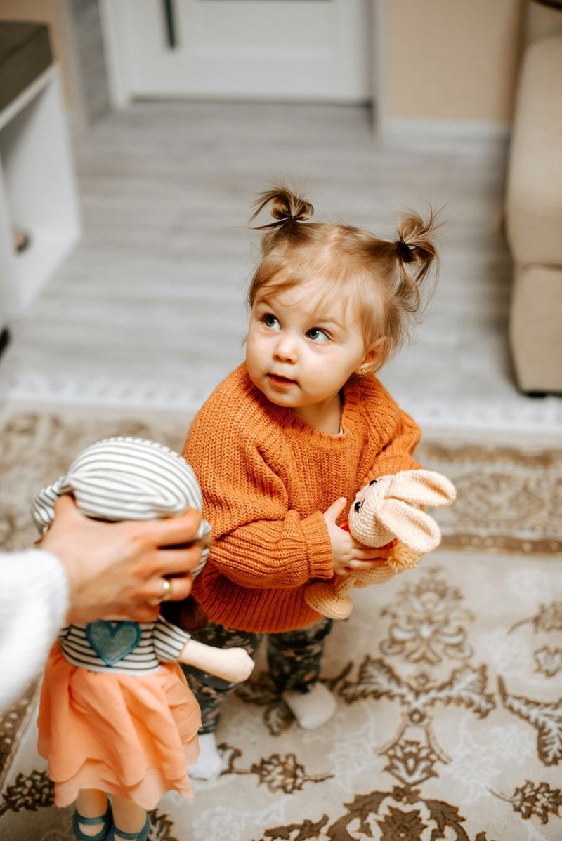 Parents demand nanny begin no-diaper potty training with 18-month-old ...