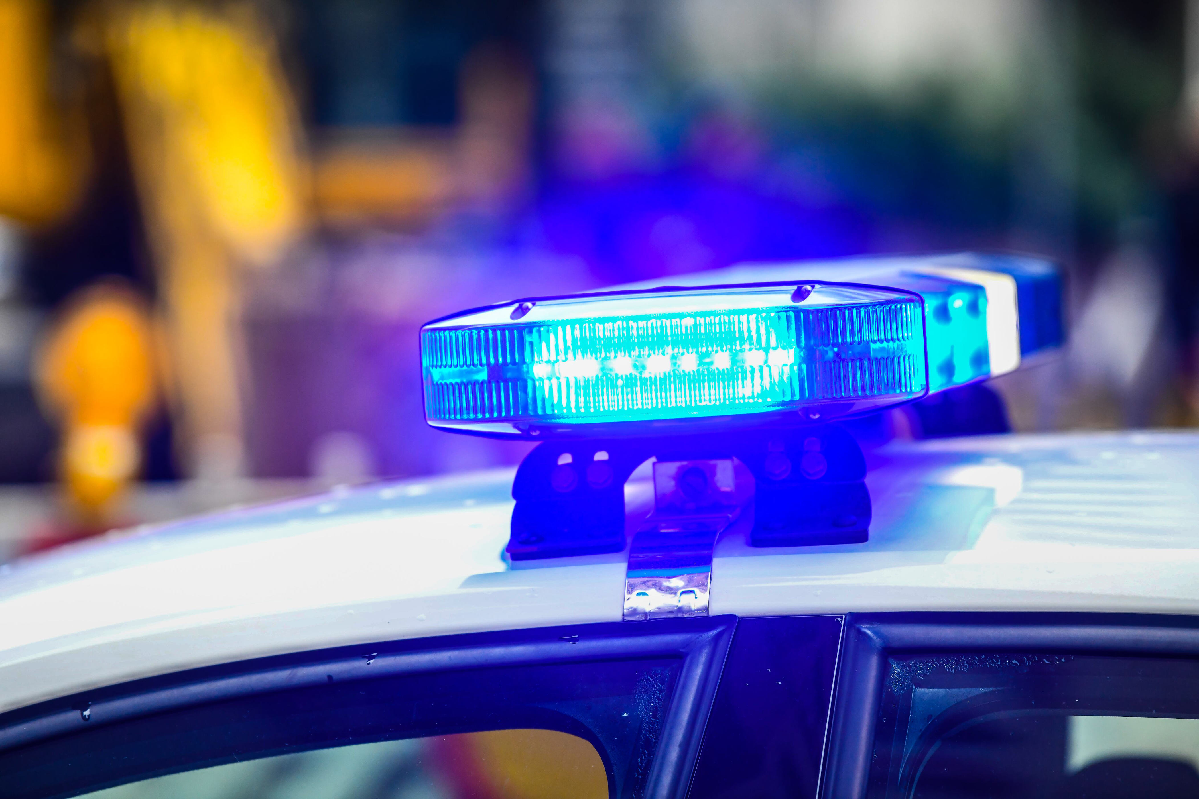 Juvenile injured after crash involving deer on Highway 151 in Linn County
