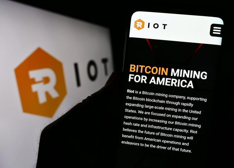 Riot Platforms reports Q1 results, shares move higher after hours