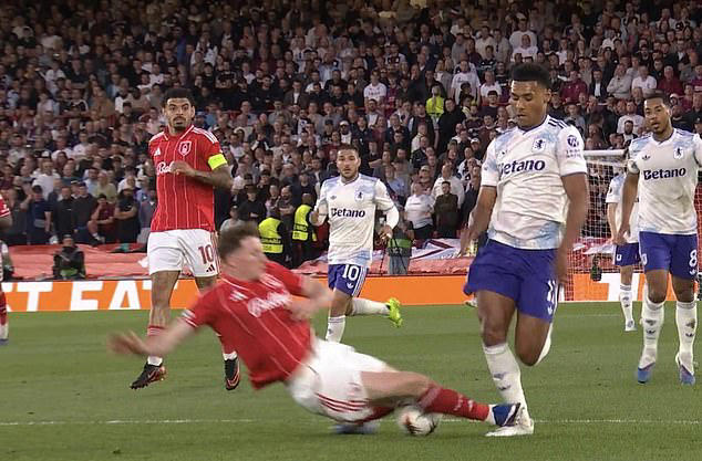 Furious Emery rages at VAR officials for failure to send off Elliot ...