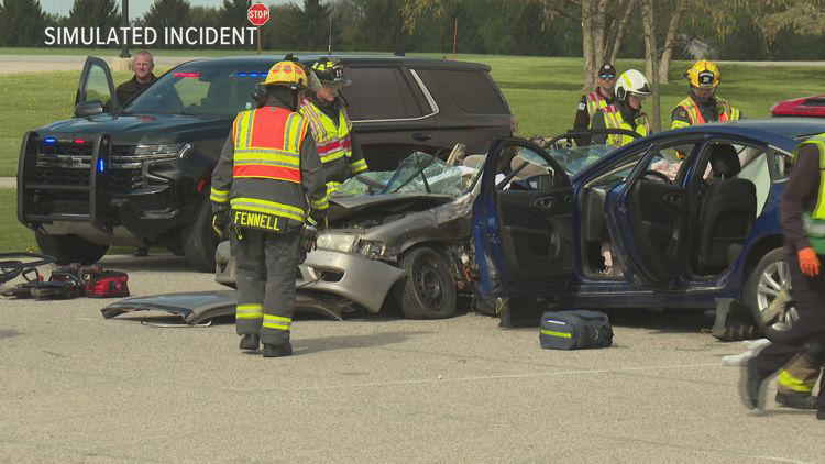Police simulate crash at Caledonia High to warn students of distracted ...