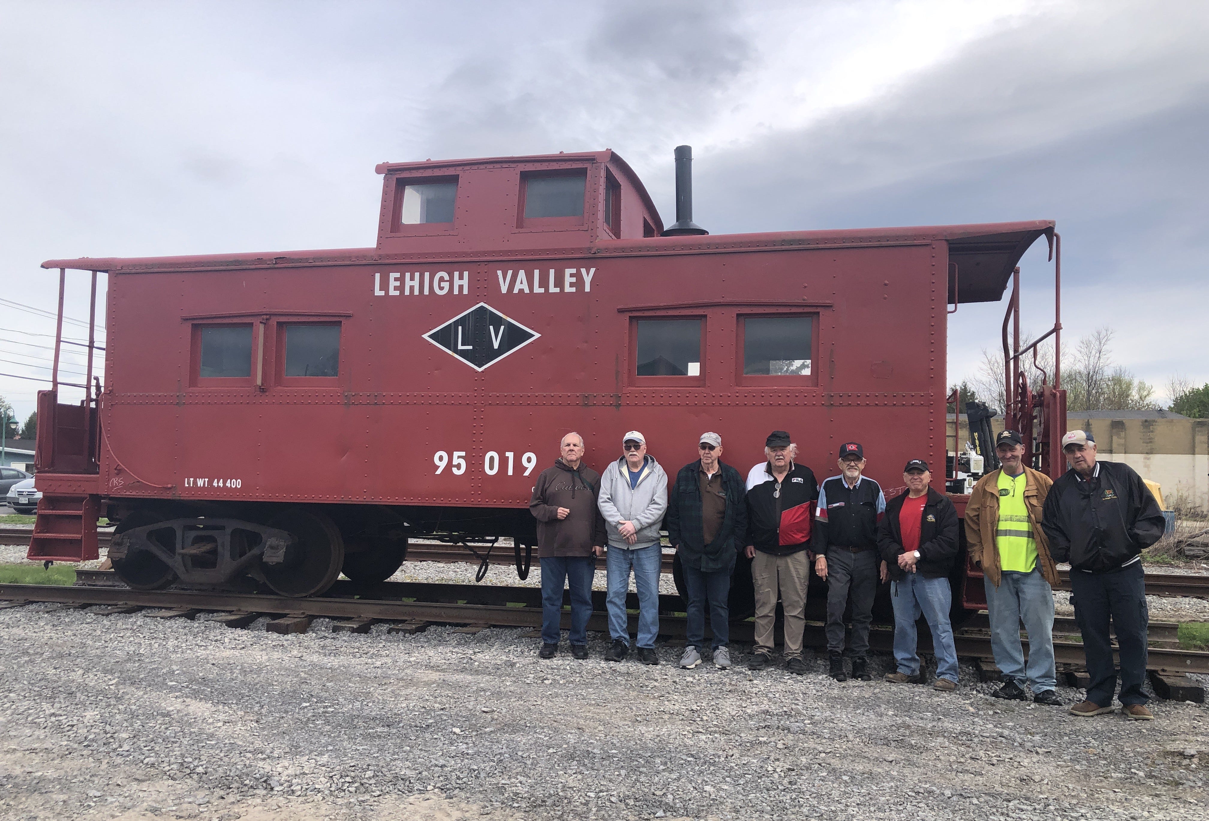 Historic 1942 caboose returns to Manchester. See photos