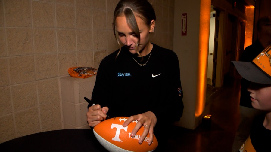 Big Orange Caravan concludes tour in Kingsport