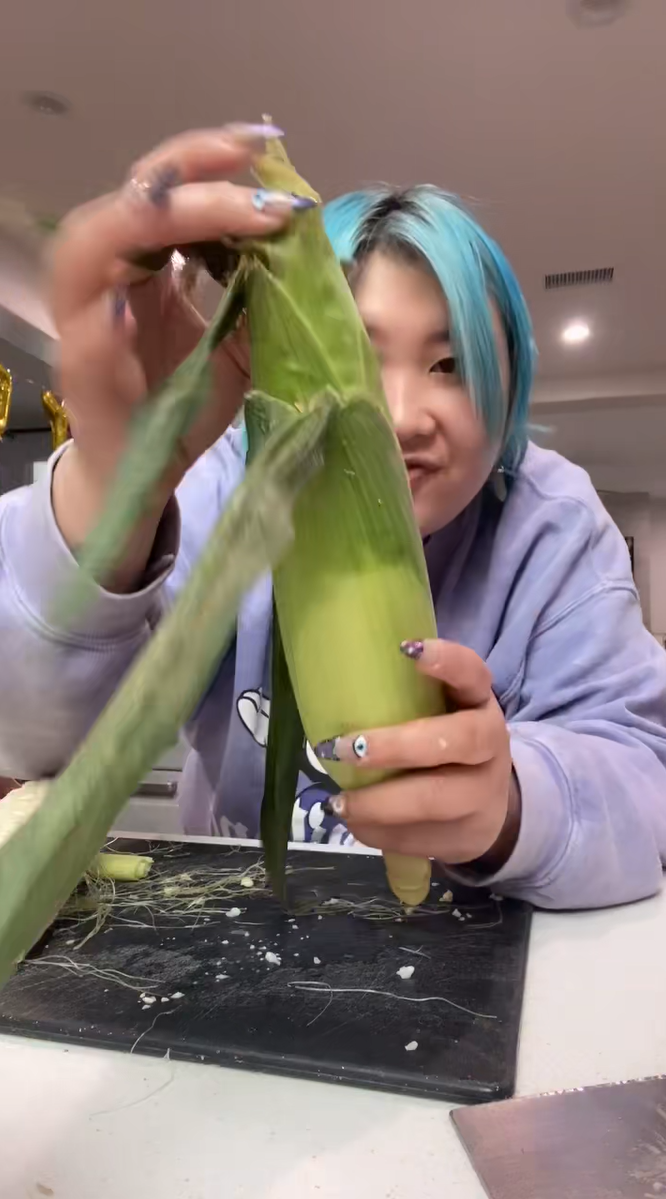 Is this faster than peeling corn? Simple corn hack test