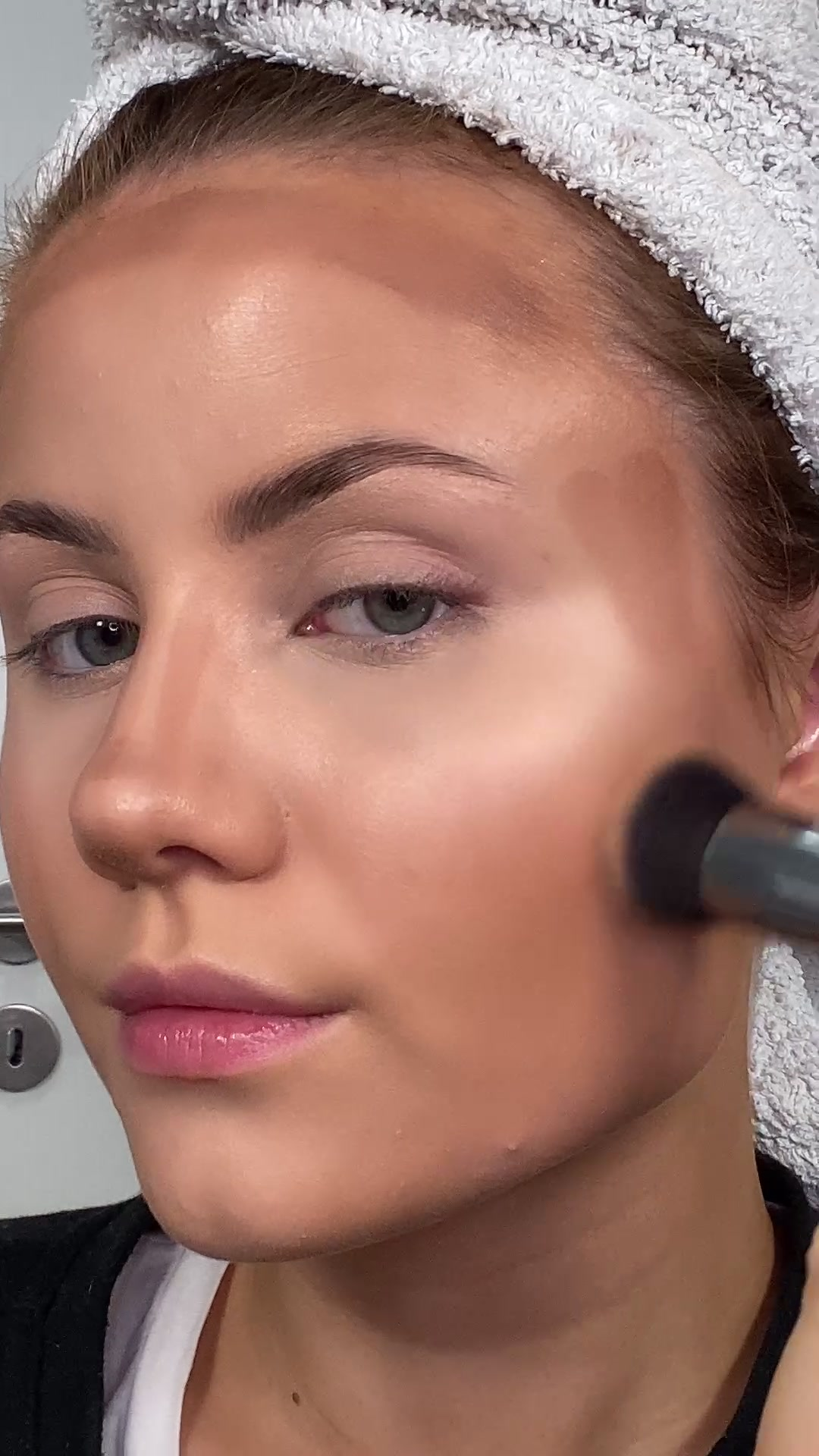 Easy everyday makeup look featuring trusted beauty picks
