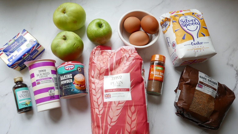 Classic spiced apple cake recipe