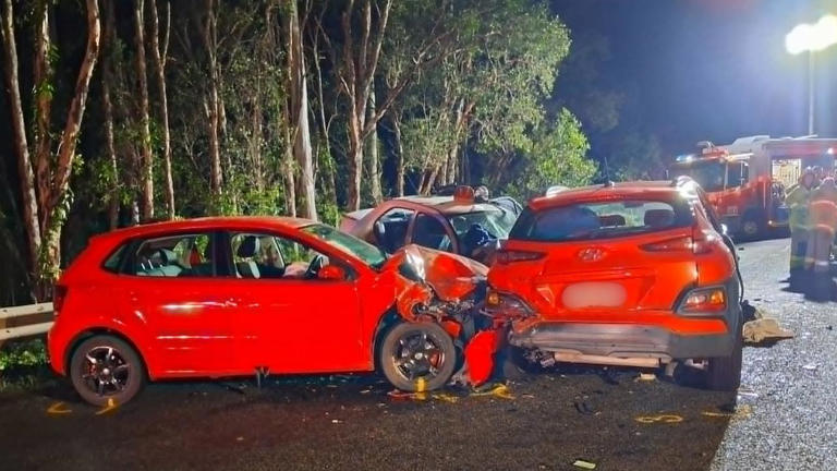 Two critical, 8 injured in horror crash