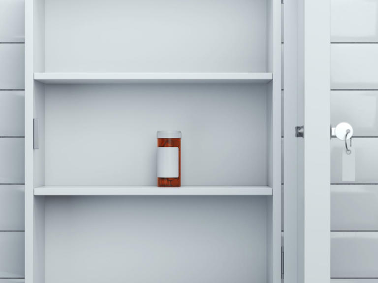 The 1 supplement an ER doctor says should always be 'locked up' due to ...