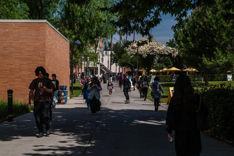 Cal State struck a deal with OpenAI. Some students and faculty refuse ...