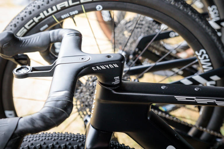 Canyon's new unreleased Grail CFR is an aero bike with clearance for XC ...