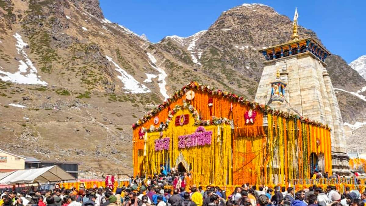 10,000 Kedarnath pilgrims rescued after massive landslide in Uttarakhand