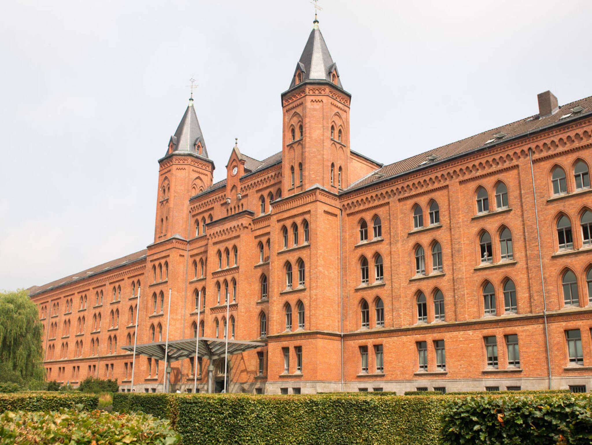 Celler Rathaus Open Air vom 19. bis 21. Juni: Public Viewing, Schlager ...
