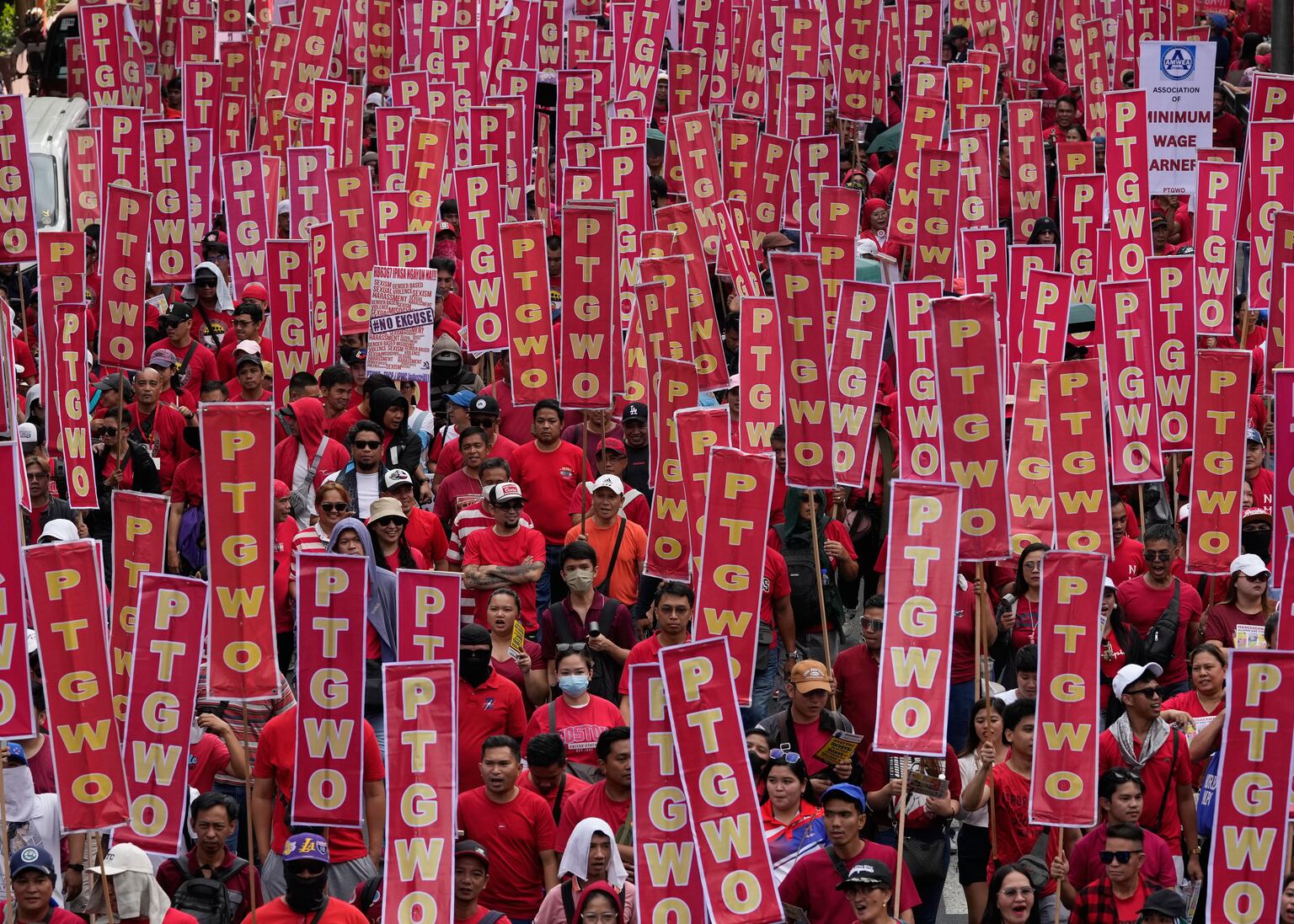 May Day demonstrations take place amid rising energy costs due to Iran war