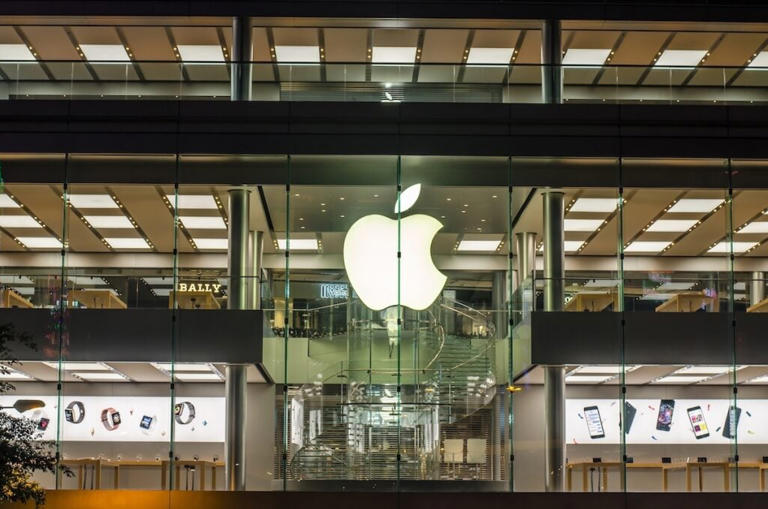 Dan Ives says Apple's 'golden era' is near, Gene Munster sees 10% ...