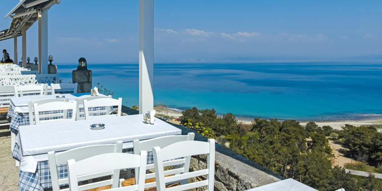 Η «γεμάτη» Χαλκιδική για την Πρωτομαγιά και η αγωνία για τις ...