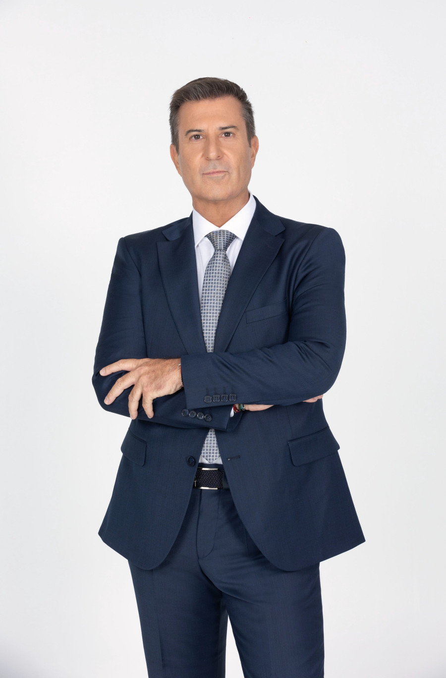 Ποιοι παρουσιαστές θα πιάσουν τον Μάη εκτός TV