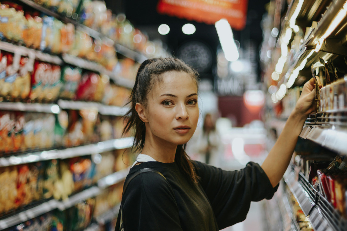 5 τρόποι να «σώσεις» τα μαλλιά σου χωρίς λούσιμο