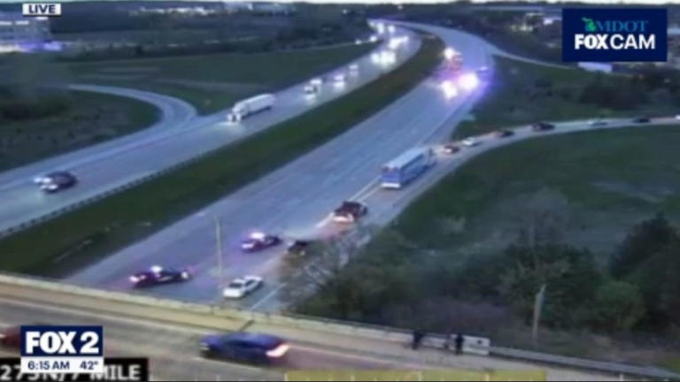 Northbound I-275 reopens at Seven Mile after truck crash