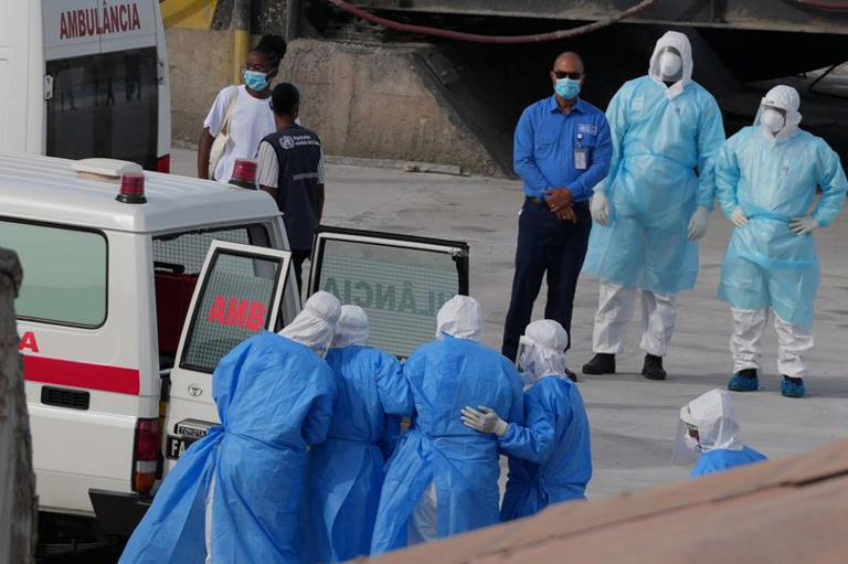 Hantavirus cruise ship update as helicopter hits problems carrying MV ...