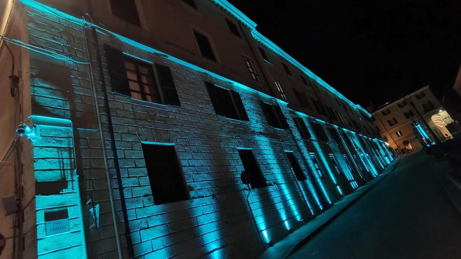 Sassari, lotta al tumore ovarico: la città si accende di color Tiffany