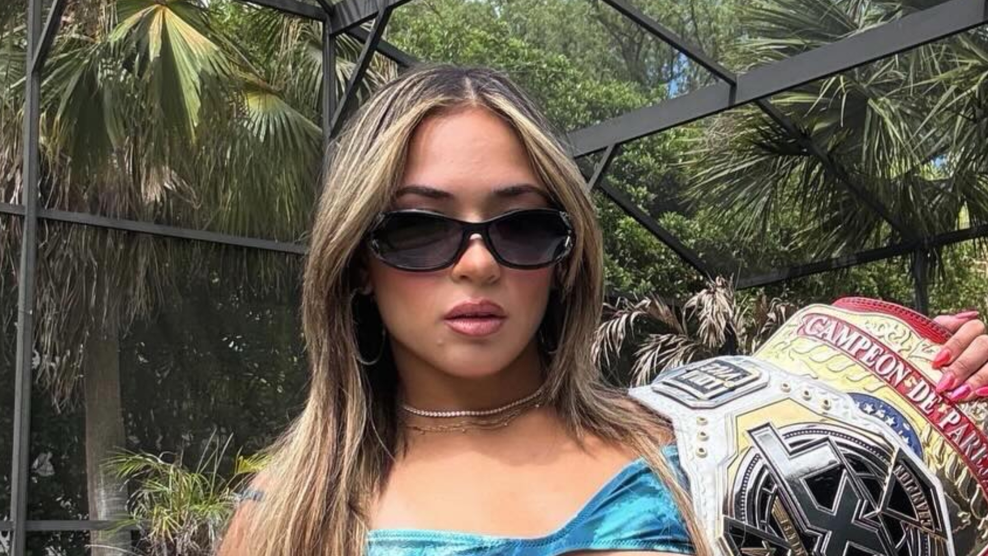 By the pool, this wrestling star celebrates her new status as a two ...