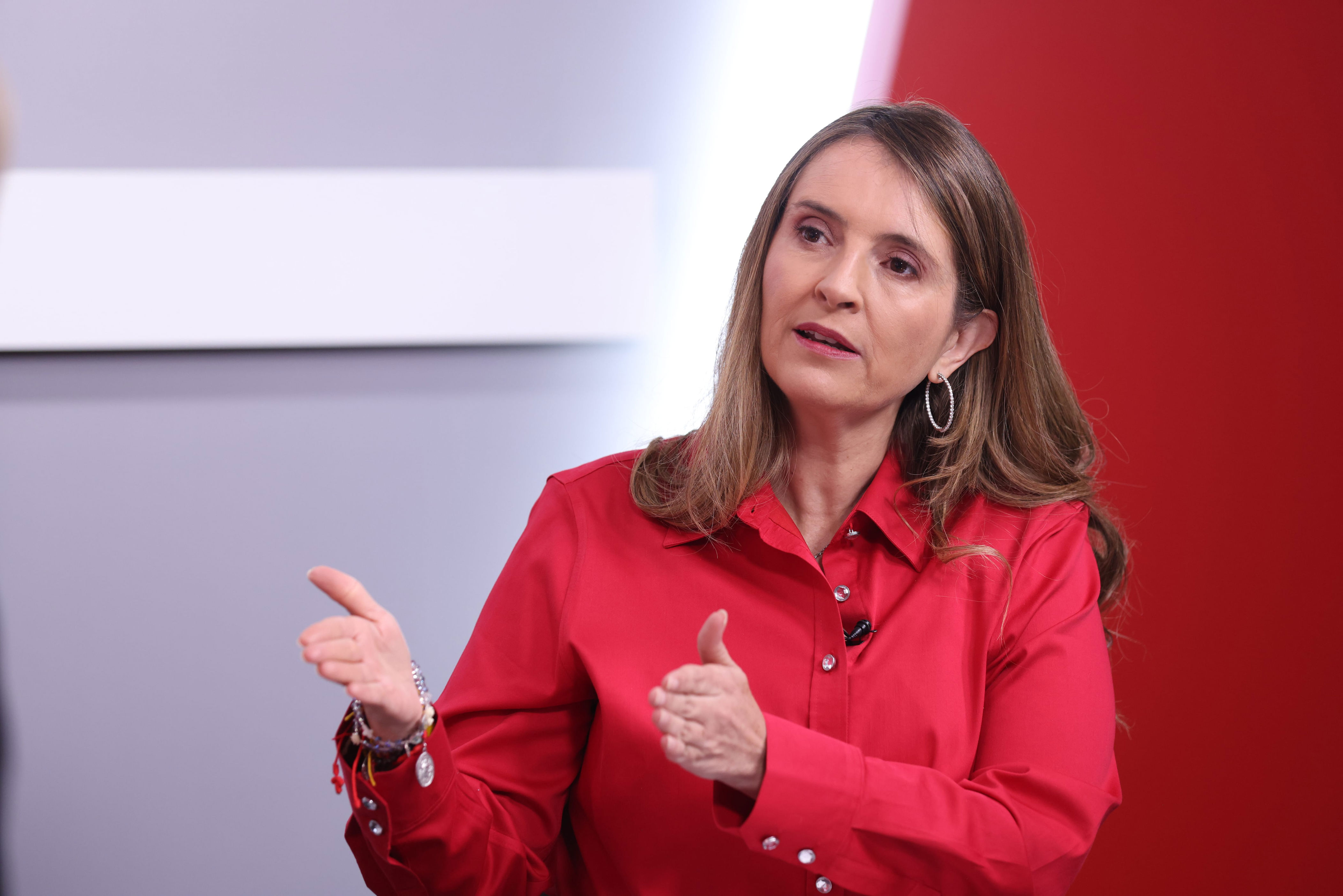 Paloma Valencia se sincera y revela hackeo a su celular: las 10 ...