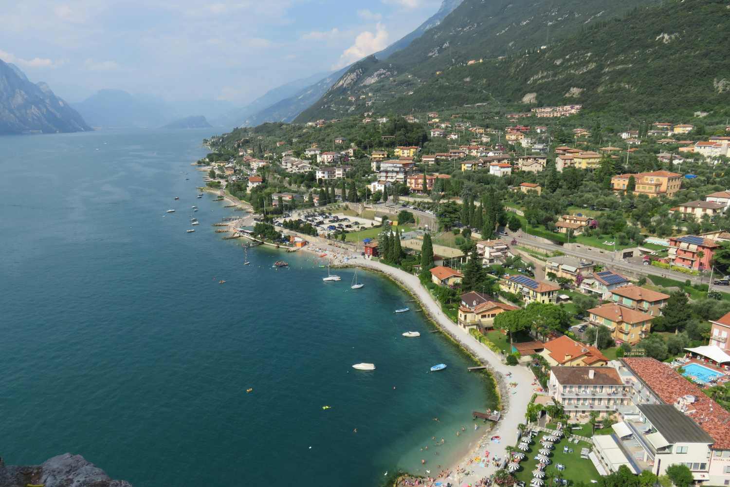 Dopo 20 anni il fondale del Lago di Garda torna a “respirare”: il raro ...