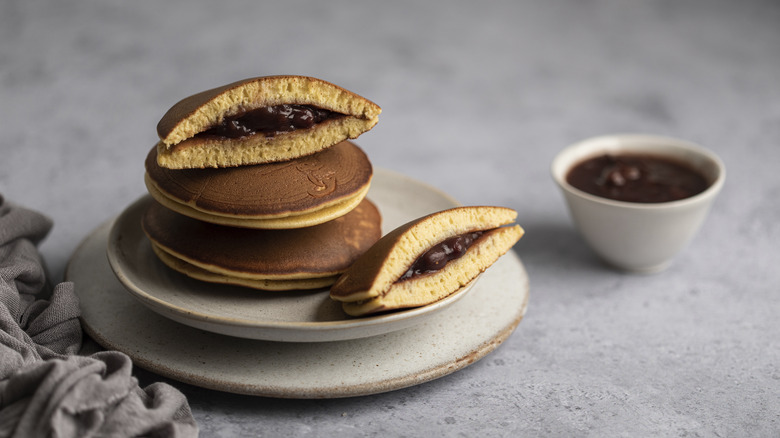 16 unique traditional Japanese desserts
