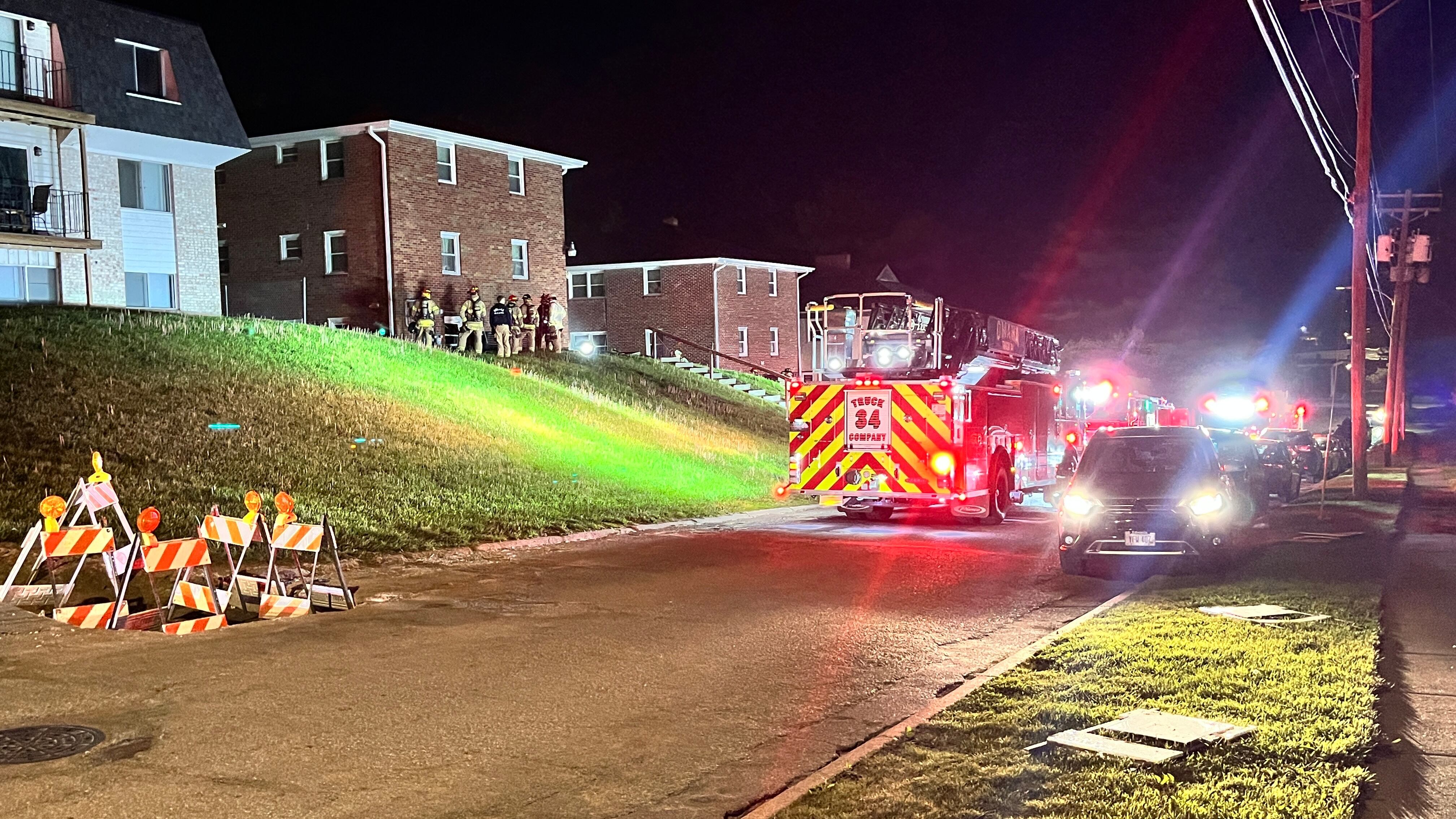 Crews fight apartment fire near Midtown Omaha
