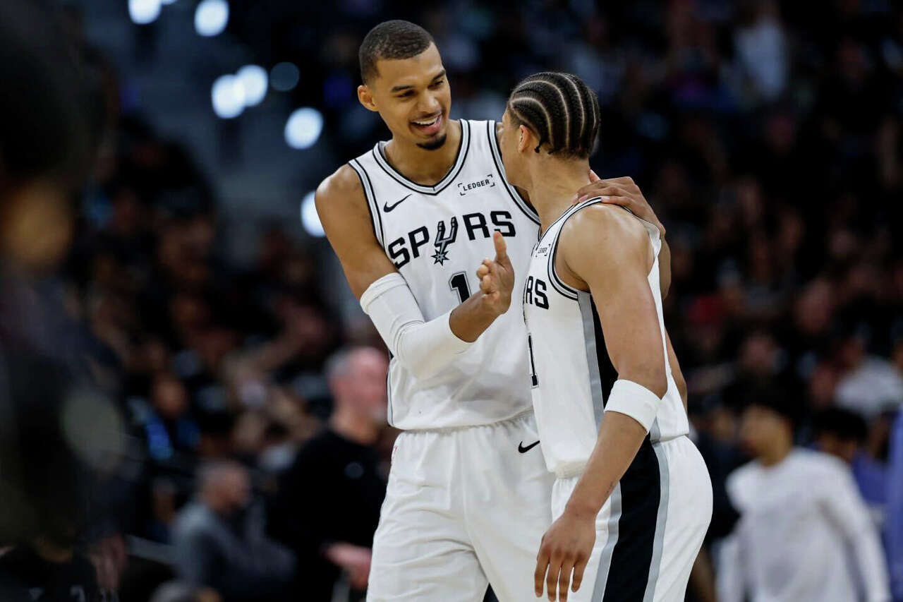 Inside the bond between Spurs rookie Carter Bryant and his 'brother ...