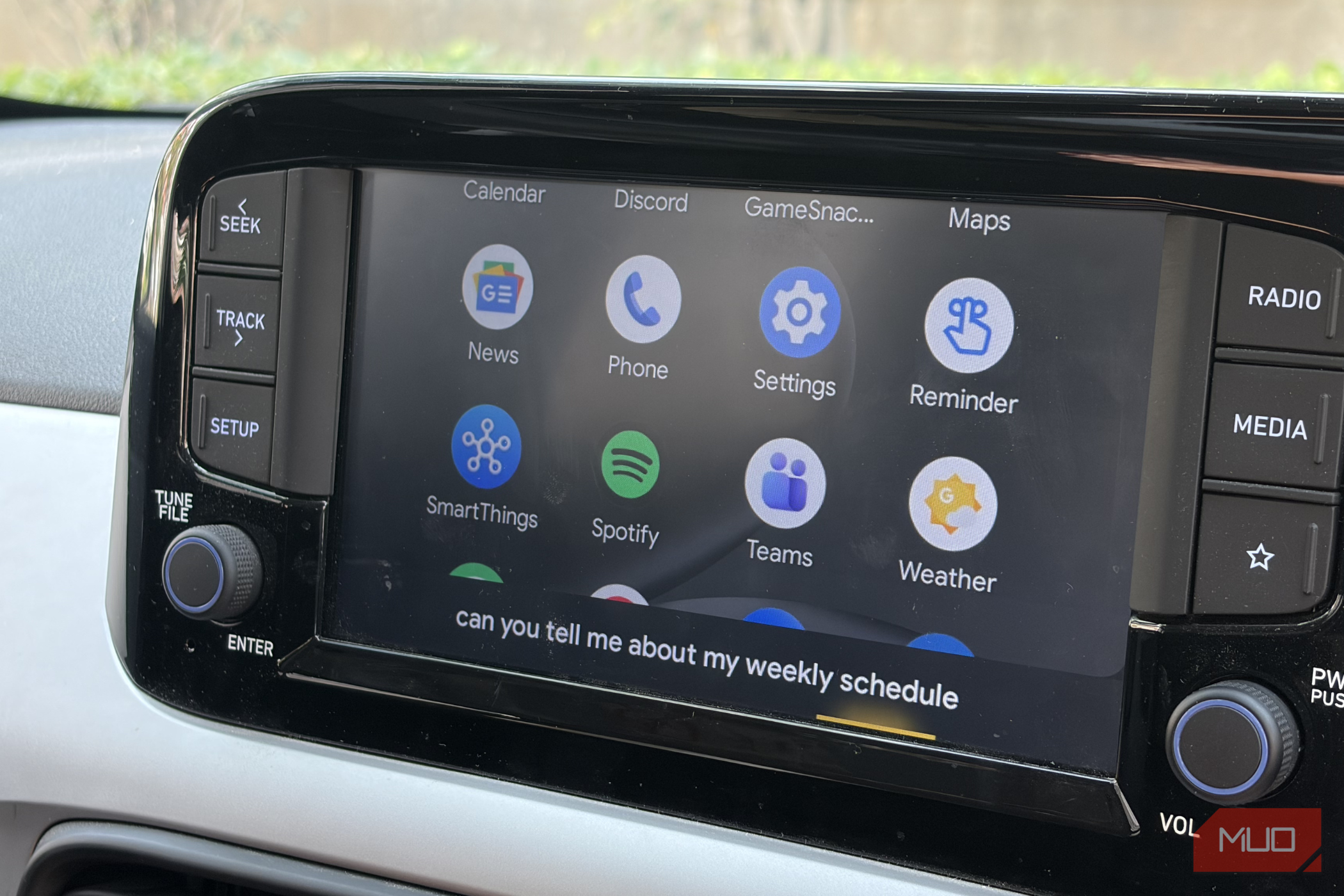 These 3 Android Auto apps aren't glamorous — but they've saved me more ...