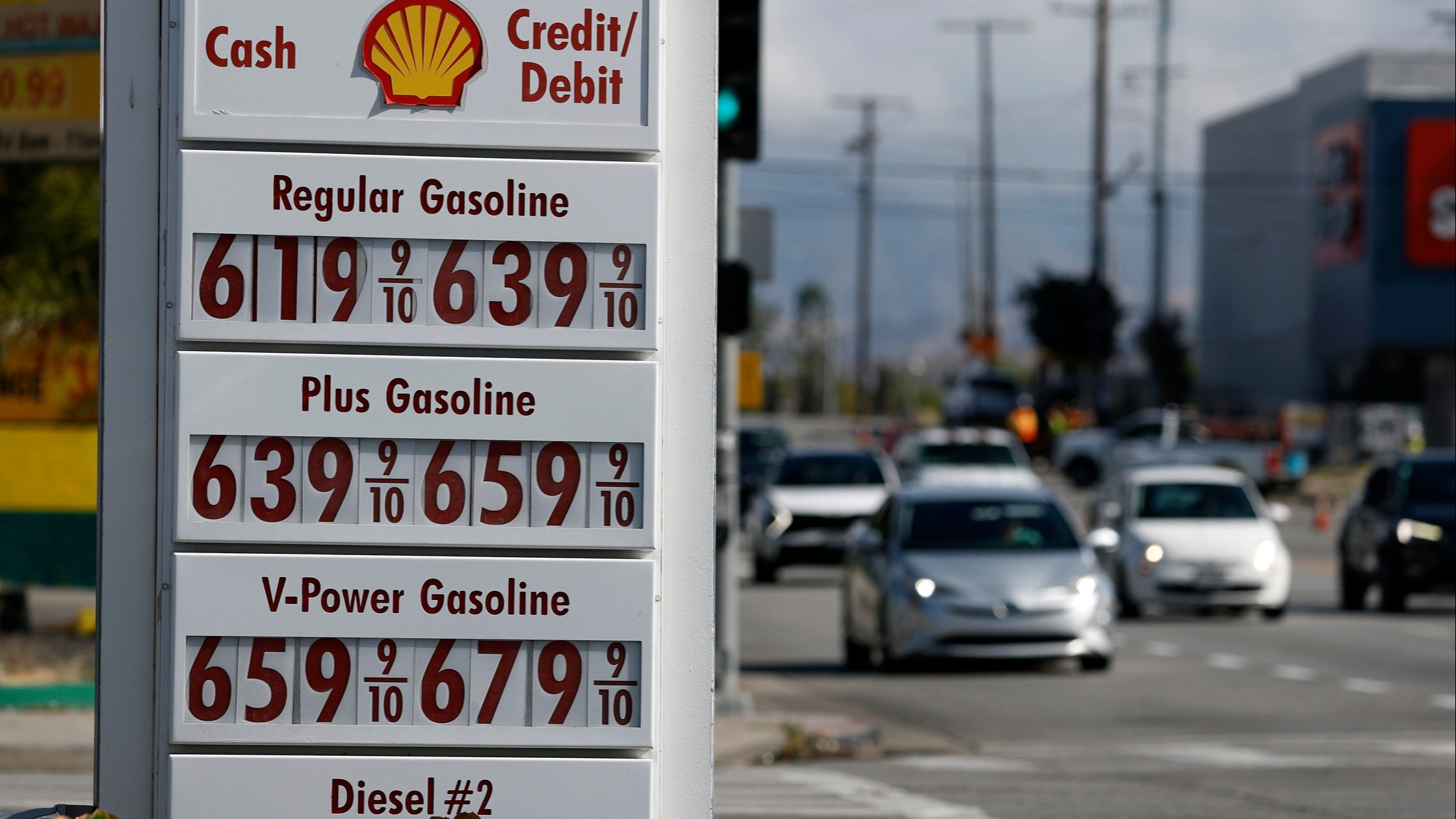 Shell’s profits jump as Iran war delivers windfall