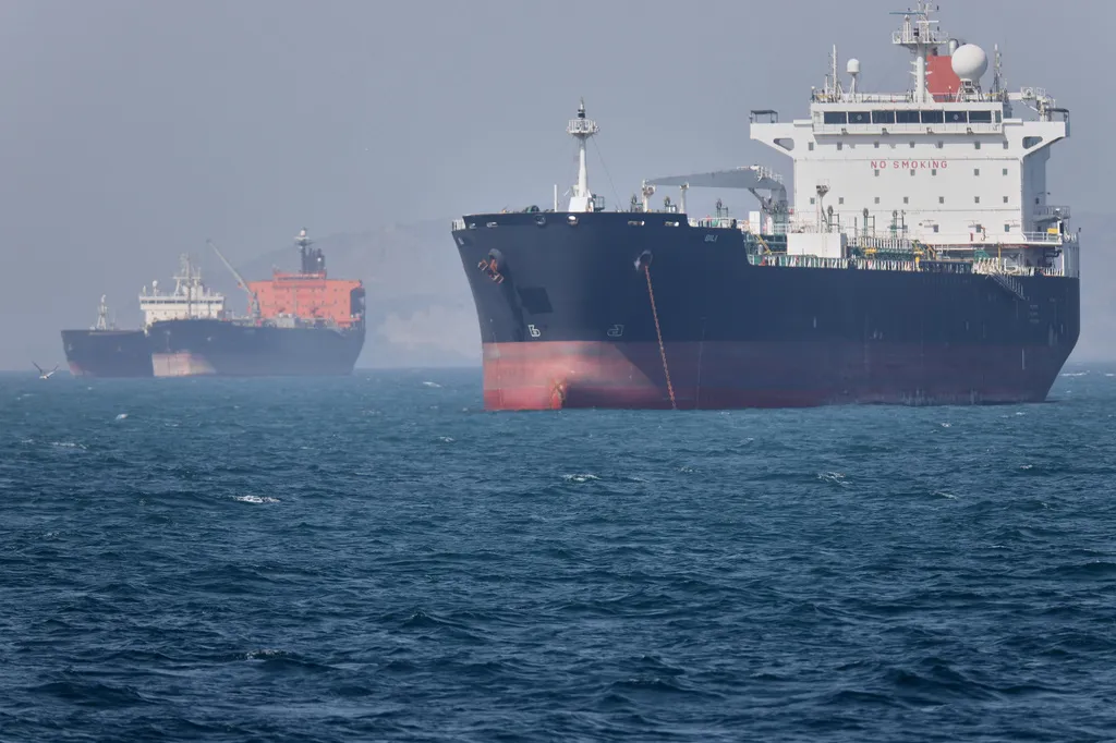 US troops disable vessel attempting to break Iranian blockade