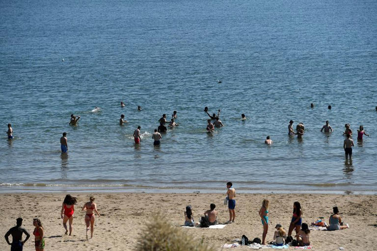Hepatitis A outbreak in Welsh seaside town as people urged to look for ...