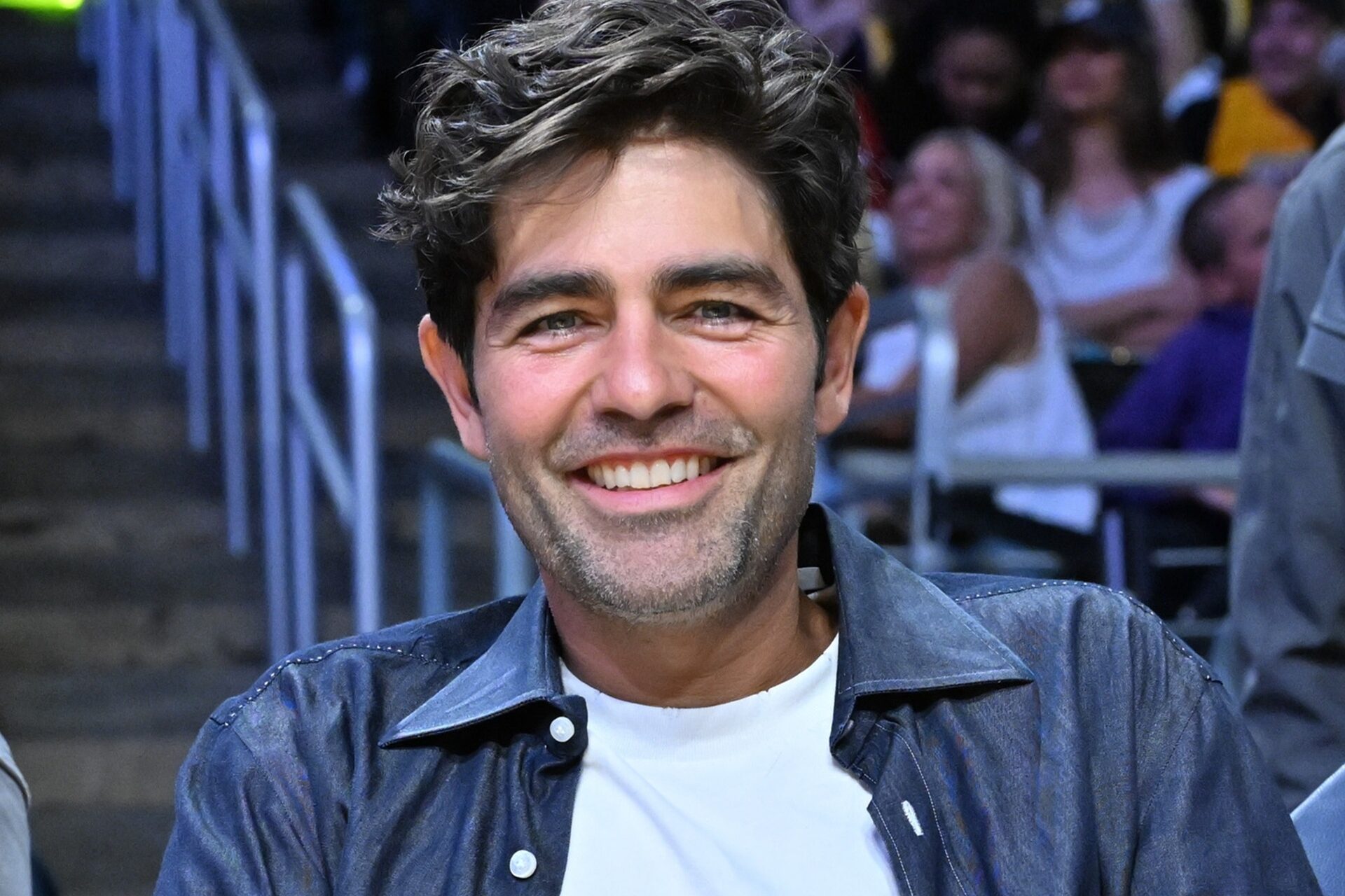 Perché Adrian Grenier non è nel sequel di 'Il diavolo veste Prada'? Lo ...