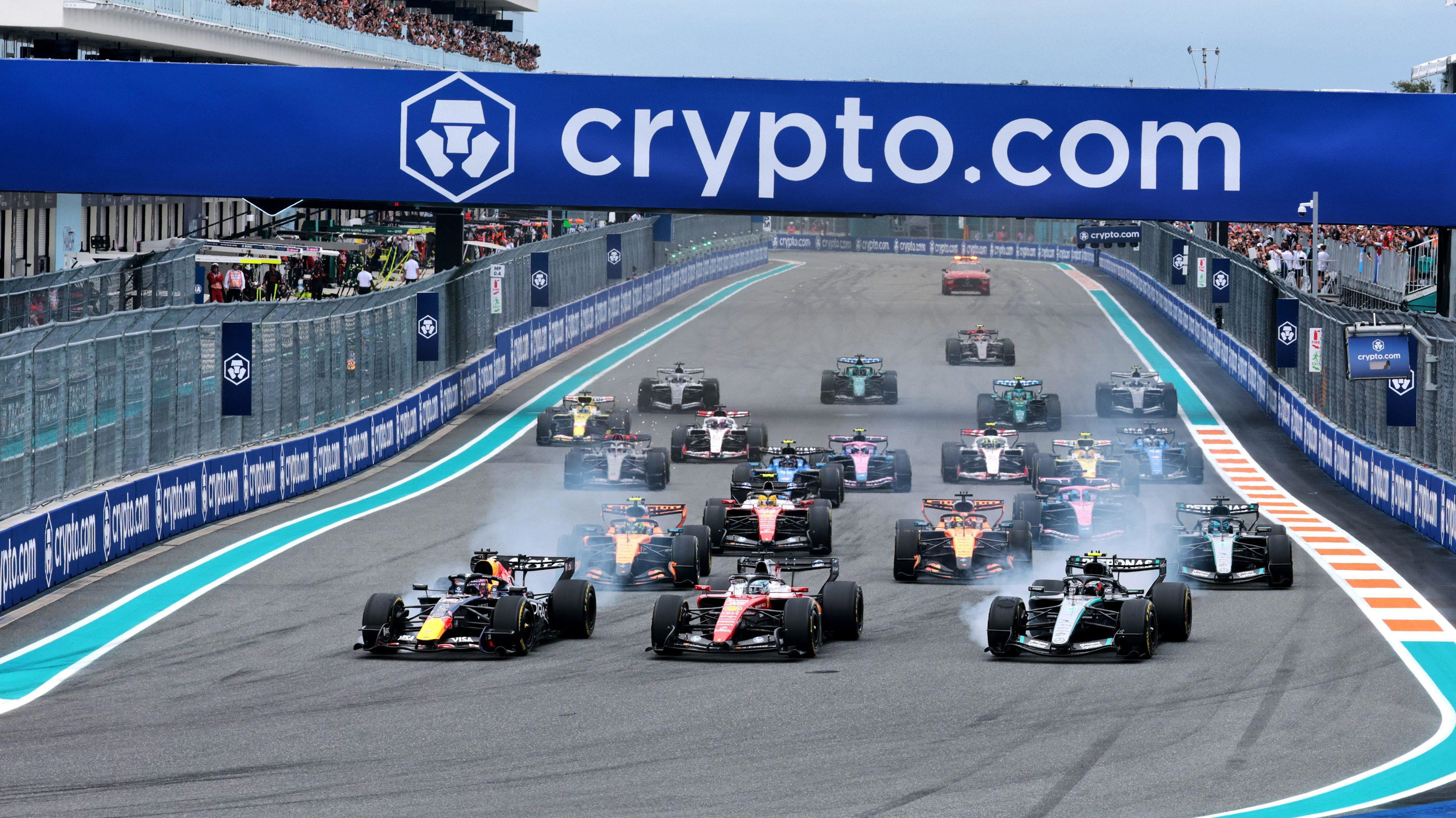 Ferrari hekelt 'oneerlijke' ingreep: "Nogal hard naar ons"