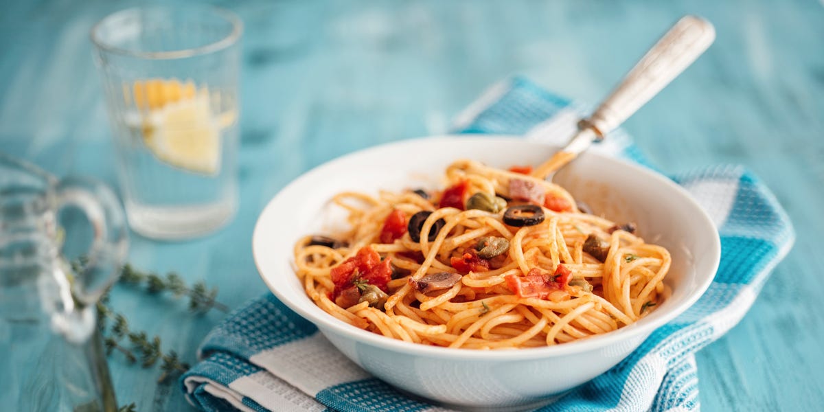 This is the best thing to eat before a half marathon, according to ...