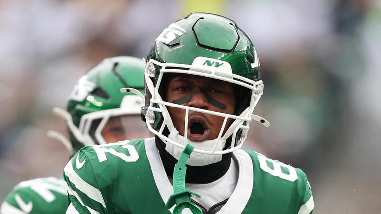 Jets' disappointing draft pick Arian Smith gets vote of confidence from ...