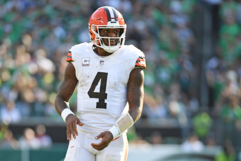 Cleveland Browns coach admits QB threw 'embarrassing interceptions' at OTAs