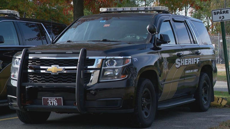 Brunswick man seriously hurt after moped veers into ditch in Harpswell